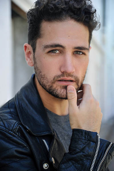 Adam Rennie - Photo 2 - Metropol