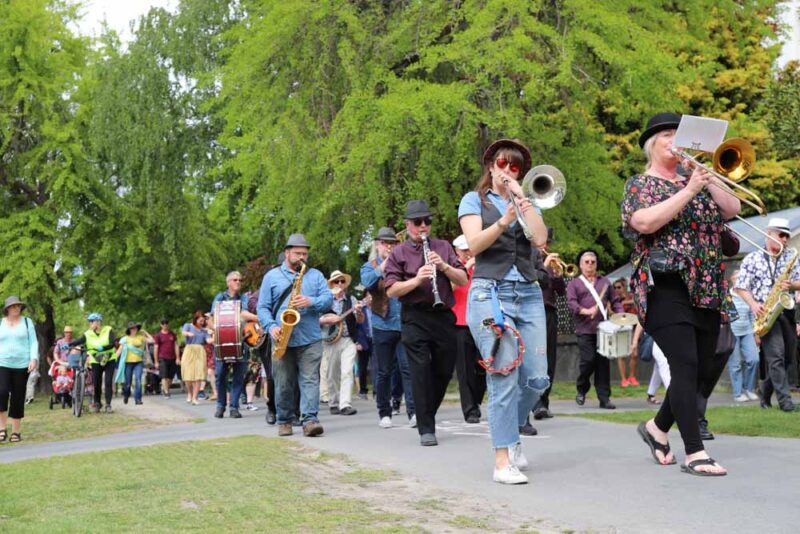 Big band bash - Metropol