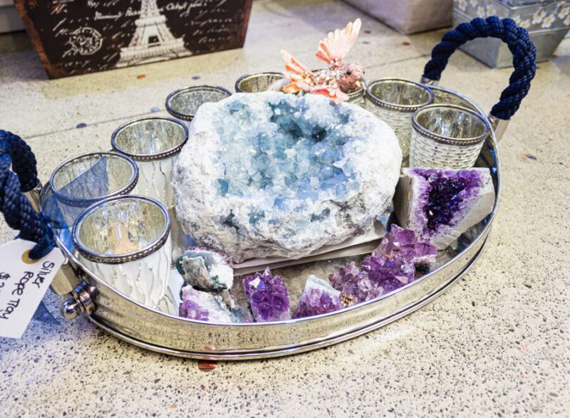 Making gifting crystal clear: Exquisite Gifts by AJ - Metropol