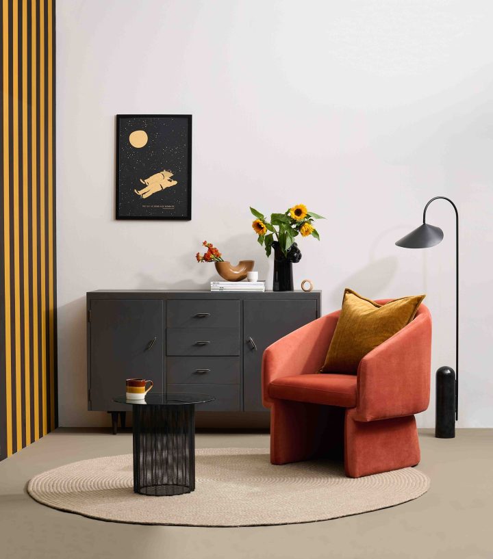 Quarter Tea Striped Lounge: RESENE - Metropol