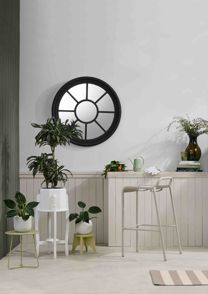 Quarter Merino conservatory: RESENE - Metropol