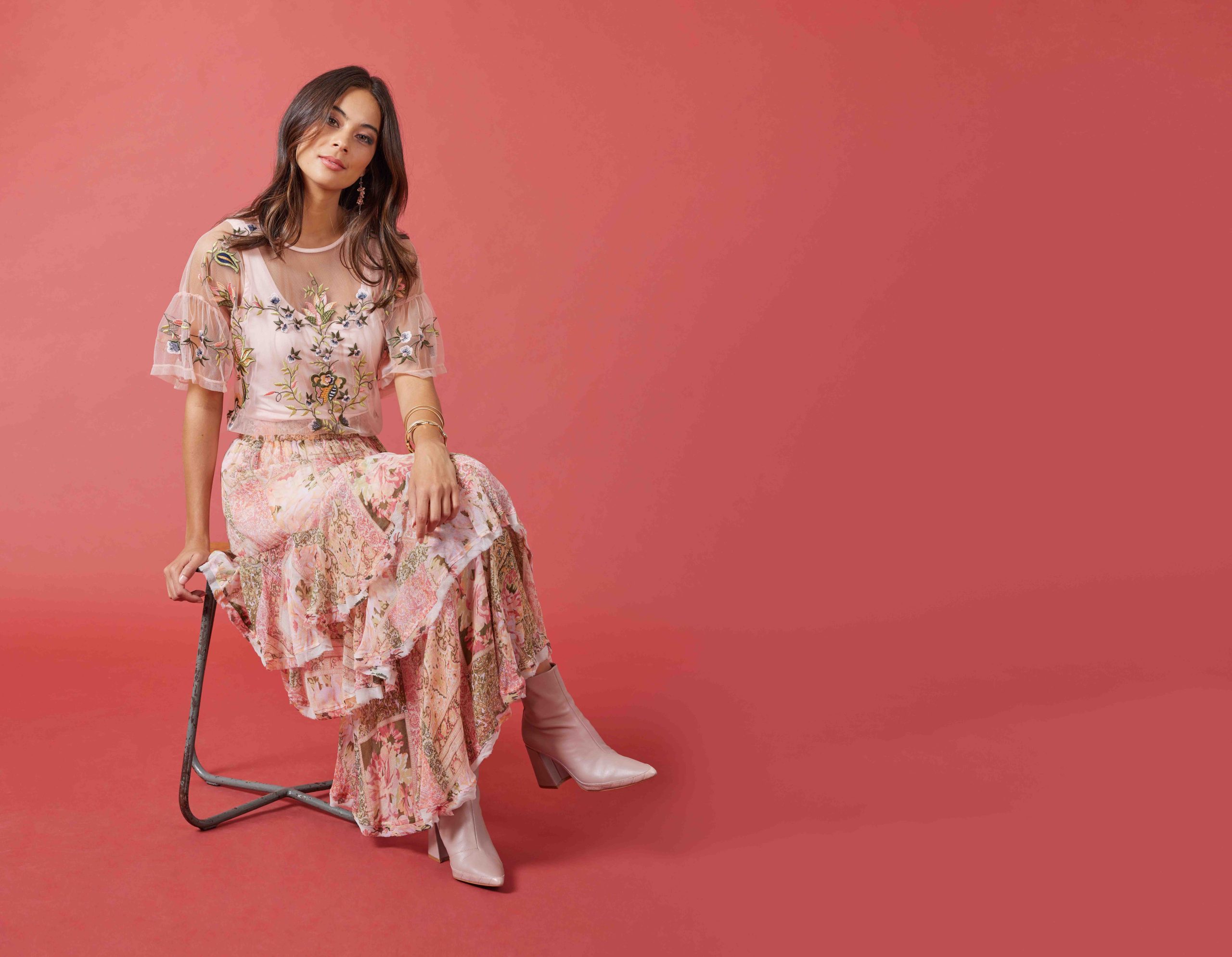 Shine this spring: Magazine Designer Clothing - Metropol