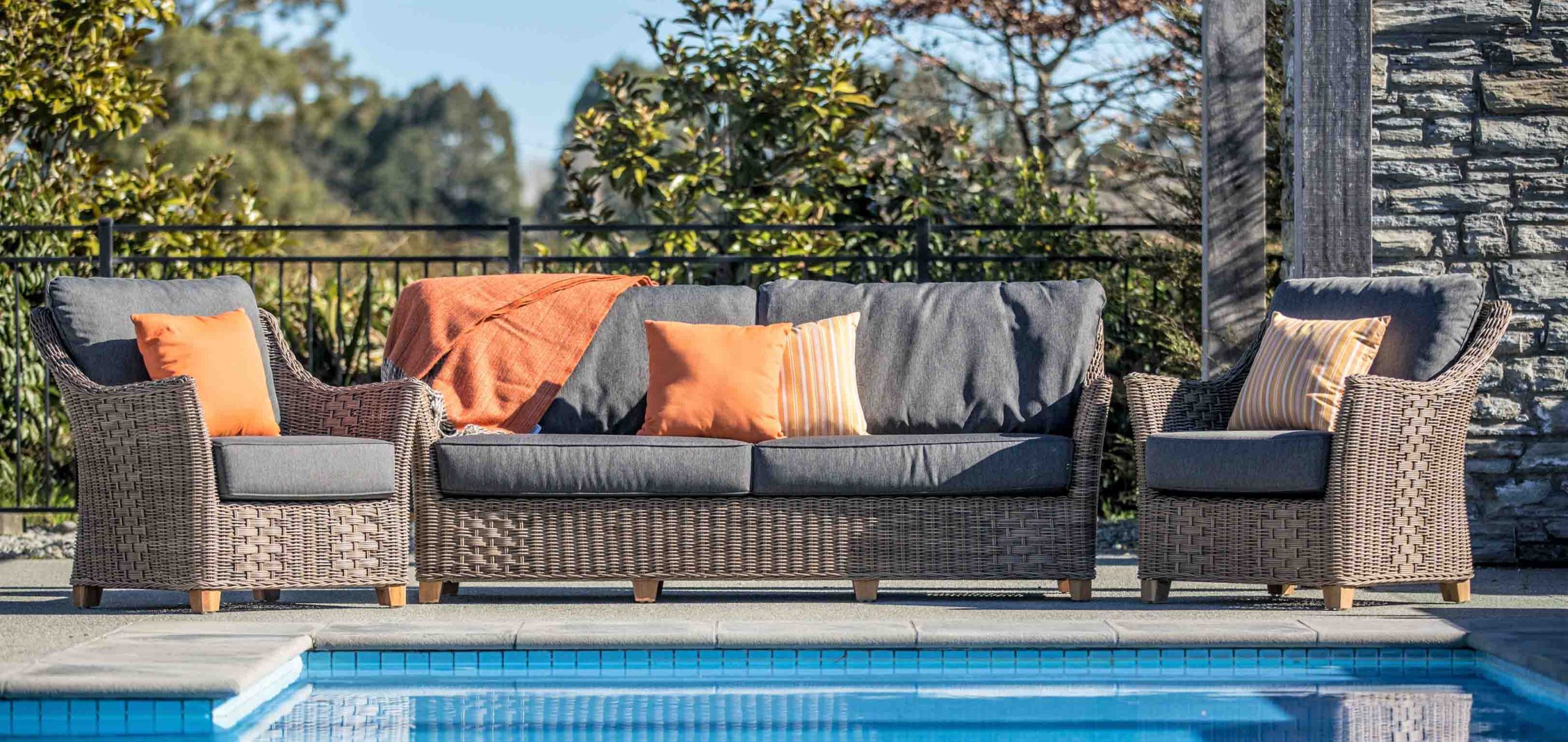 Strong and stylish: Woven Veranda - Metropol