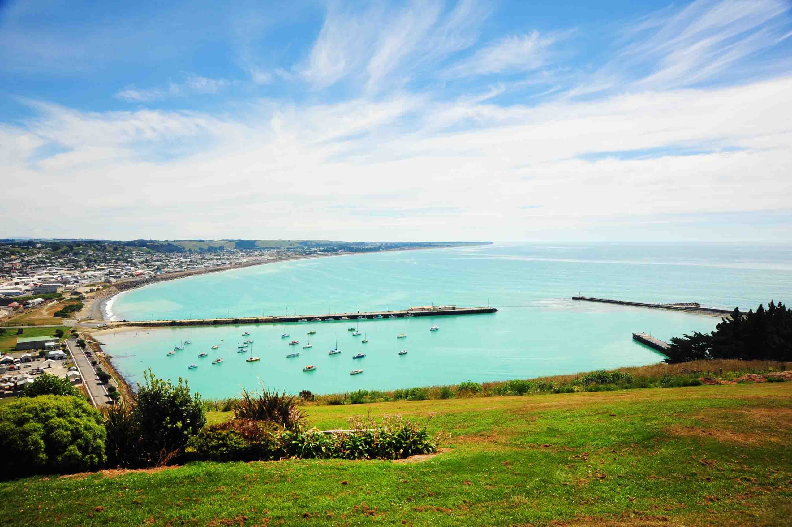 Overlooking Oamaru bay scenery - Metropol