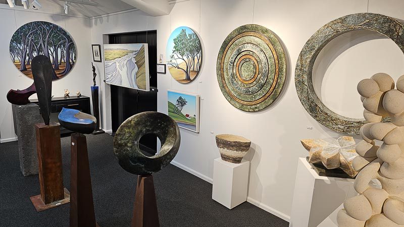 November art show open weekend: Windsor Gallery - Metropol
