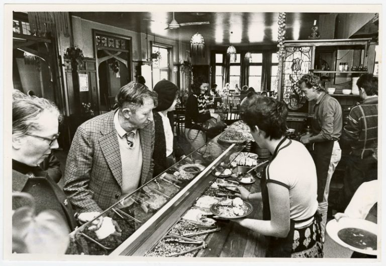 Wholefood warrior: Dux Group - Metropol