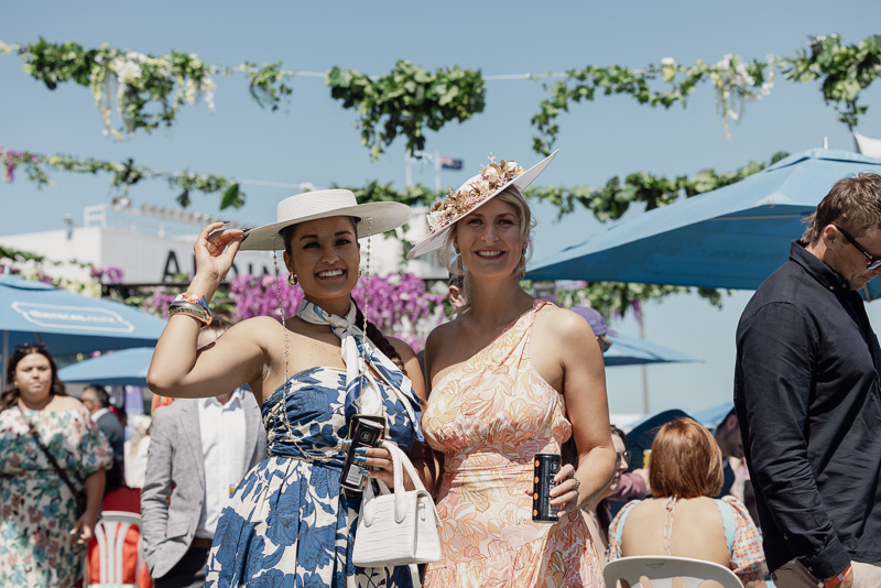 NZ Cup Week in Christchurch: Addington Raceway and Riccarton Park - Metropol